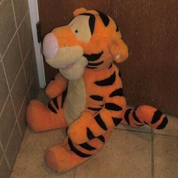 Disney | Toys | Tigger 22 Talking Plush Stuffed Animal Large Jumbo ...